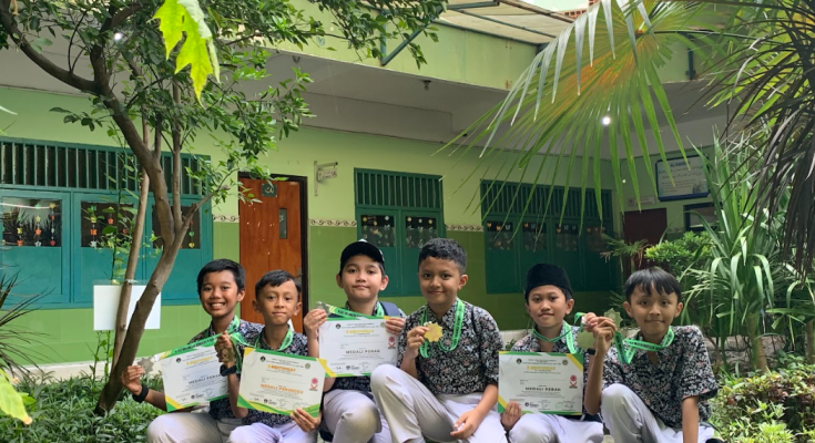 11 Siswa MIN 1 Kota Malang Borong Medali Olimpiade di HIPSO 2024 | MIN ...